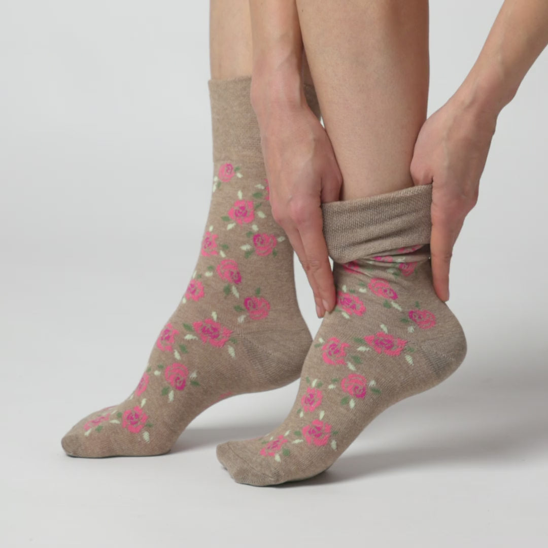 3 Pairs Ladies Cotton Socks - Blue/Neutral Floral – Gentle Grip